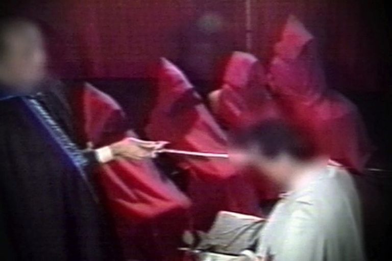 10 Maneras que tienen las Sectas para Atraer Gente