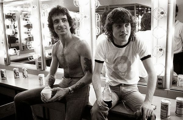 6 Cosas que Seguramente no Sabías de Bon Scott